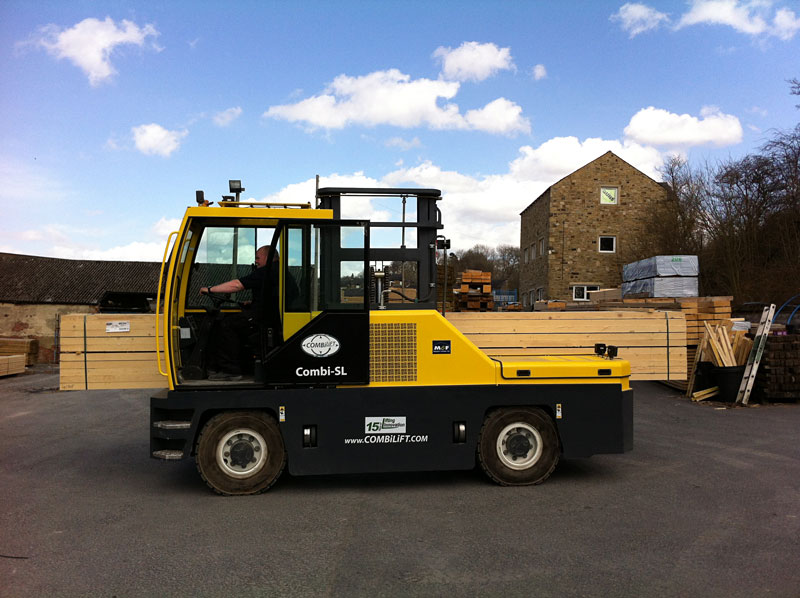 Combilift 4-Rad Seitenstapler Dieselstapler