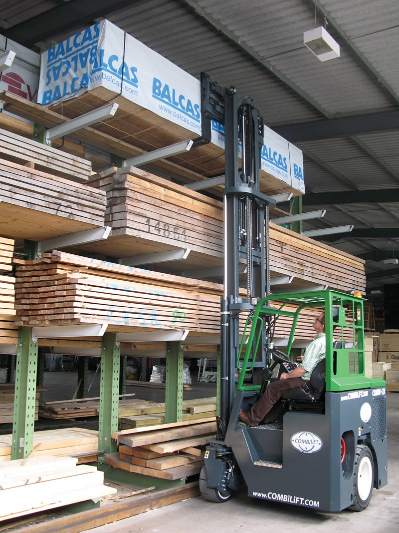 COMBILIFT C2500-C3000