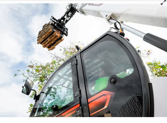 drehbarer Teleskoparmstapler Bobcat TR50210 EVO